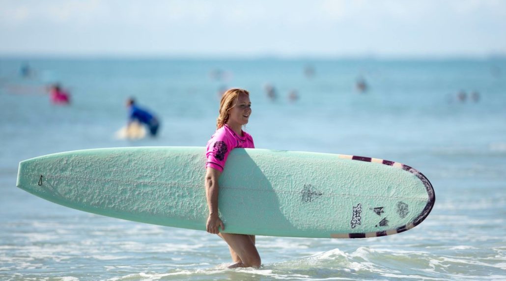 Siren Williams: My salty life between surfing and music